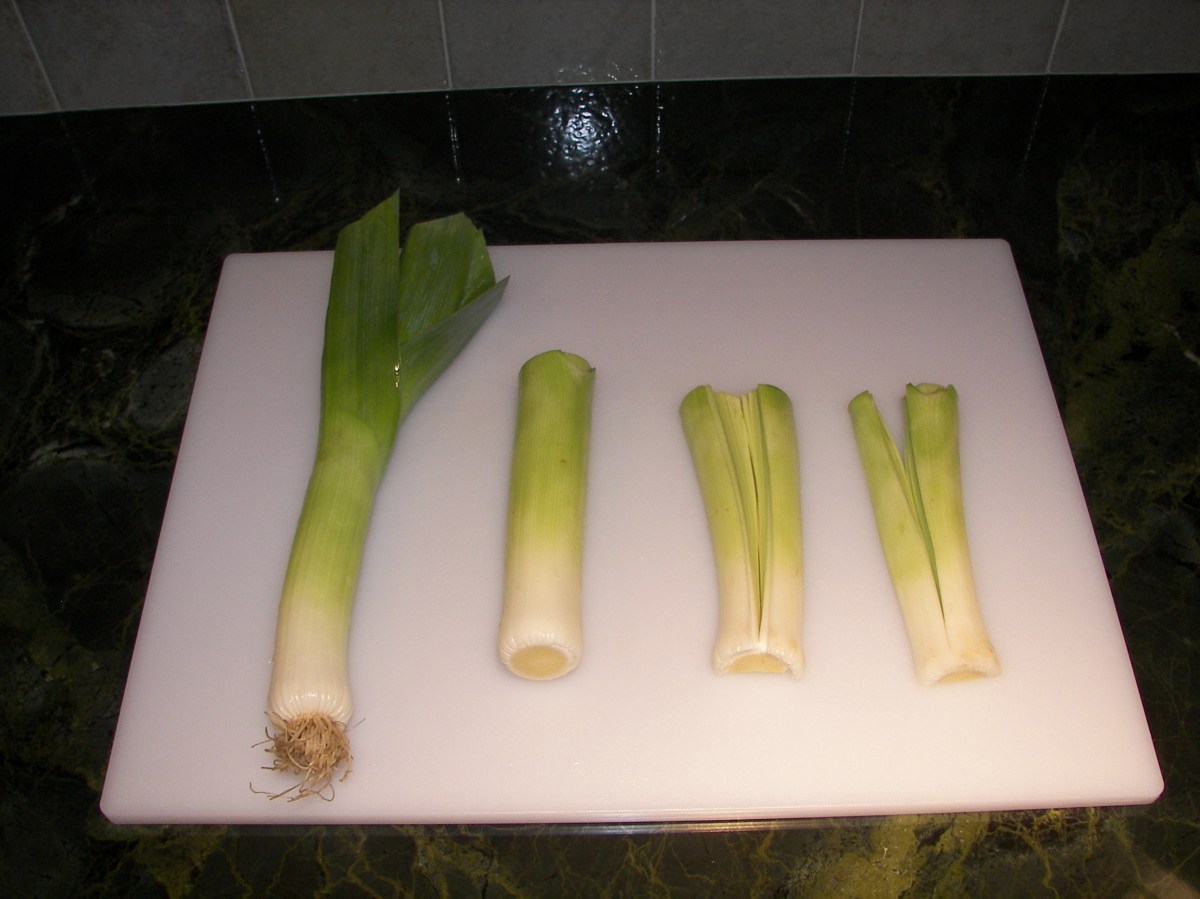 | How To: Trim and Clean a LeekRecipes or Reservations